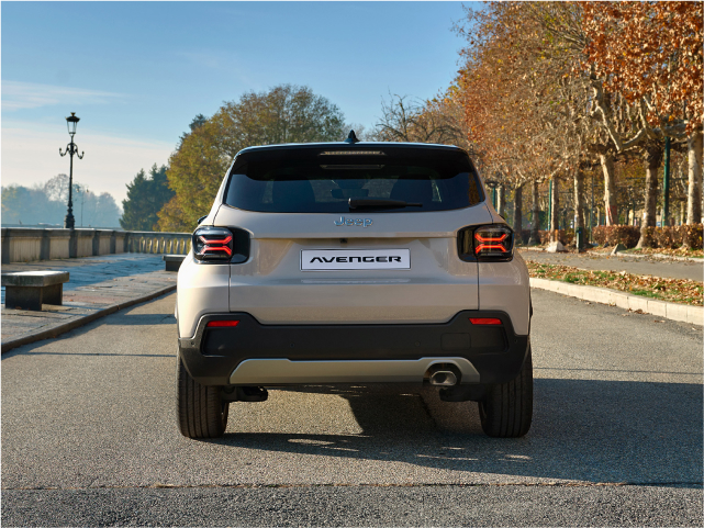 Jeep® Avenger Petrol SUV Car Gallery | Jeep® UK
