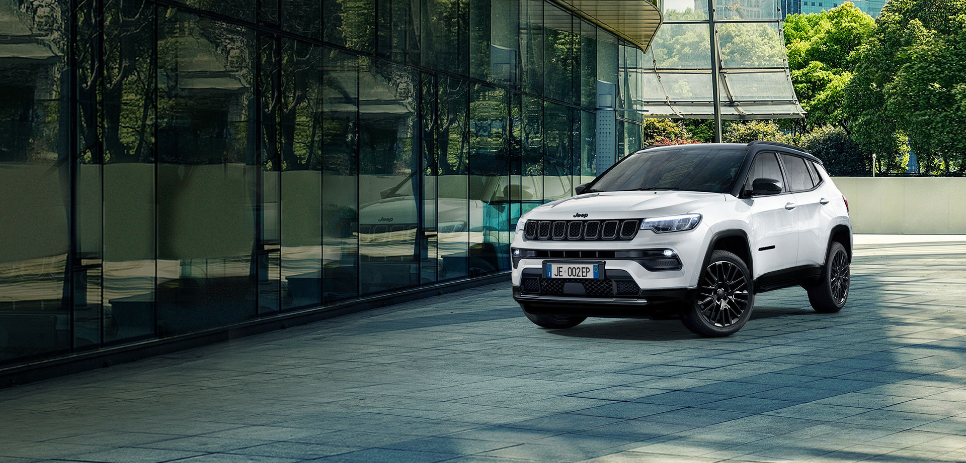 New Jeep® Compass e-Hybrid | MHEV Cars | Jeep® UK