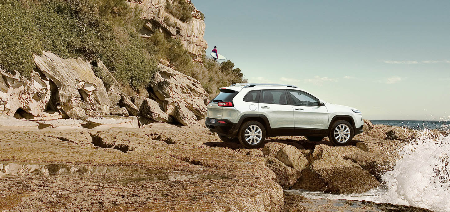 New Jeep® Cherokee Petrol & Turbo Diesel SUV Engine | Jeep® UK