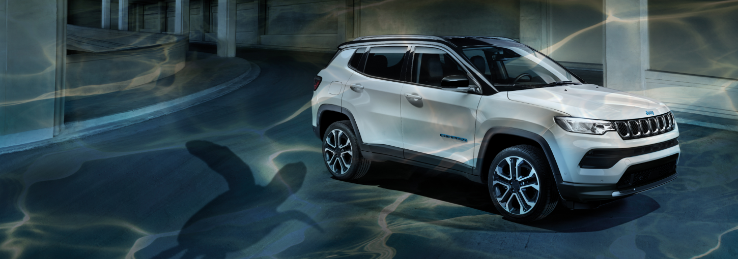 Performance | New Jeep® Compass 4xe | Jeep® UK