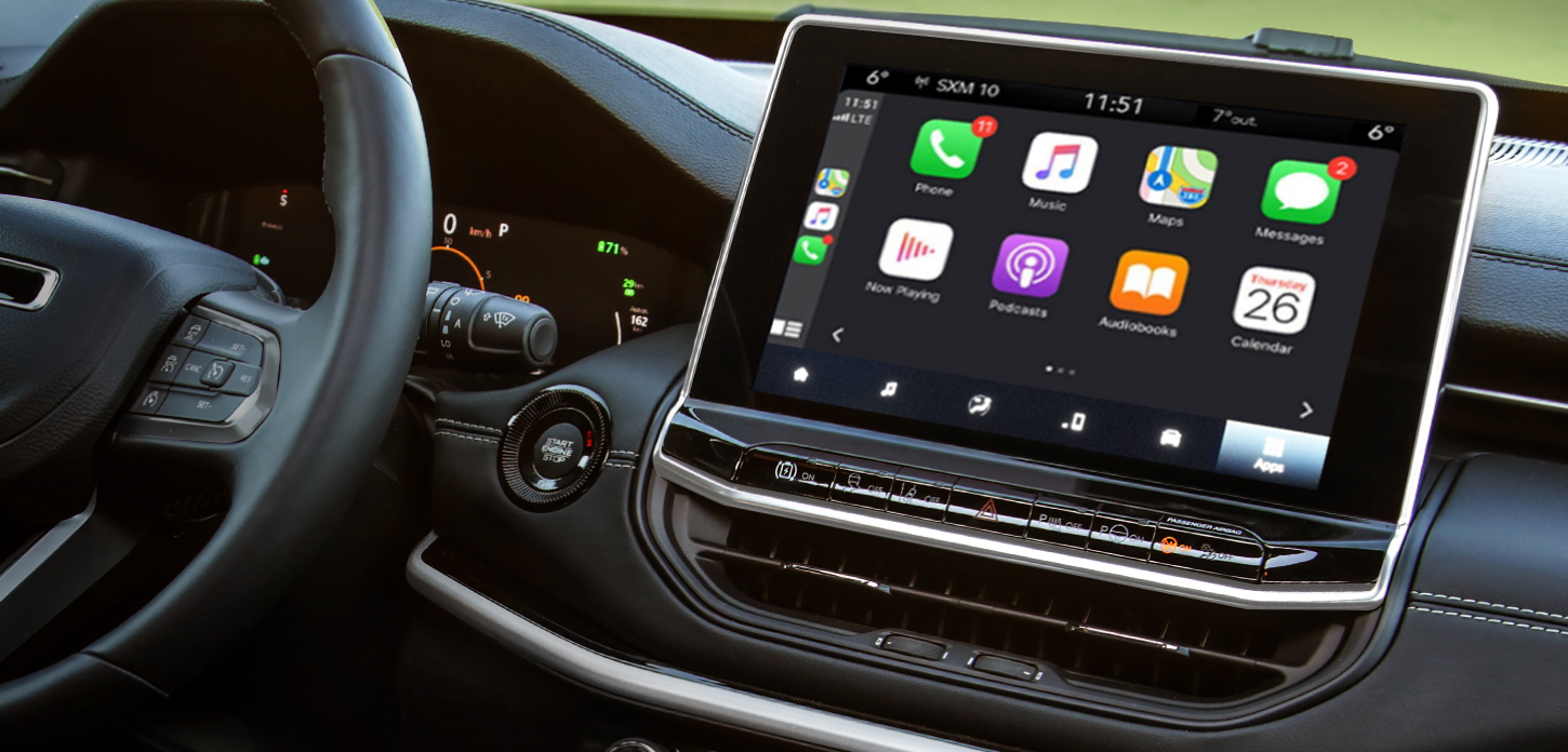 Technology | New Jeep® Compass 4xe | Jeep® UK