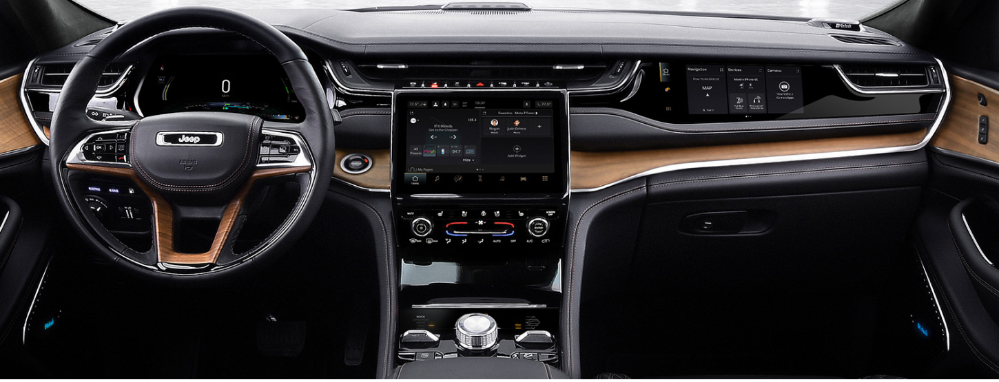 Technology - Grand Cherokee | Plug-In Hybrid SUV | Jeep® UK