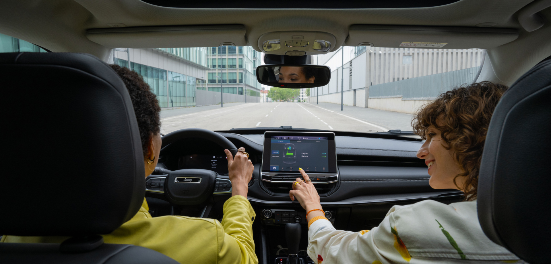 Discover Jeep® Connected Services | Smarter Driving | Jeep® UK