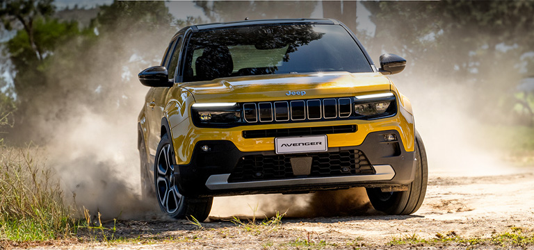 Jeep® Compact SUV Cars | Renegade & Avenger SUV | Jeep® UK